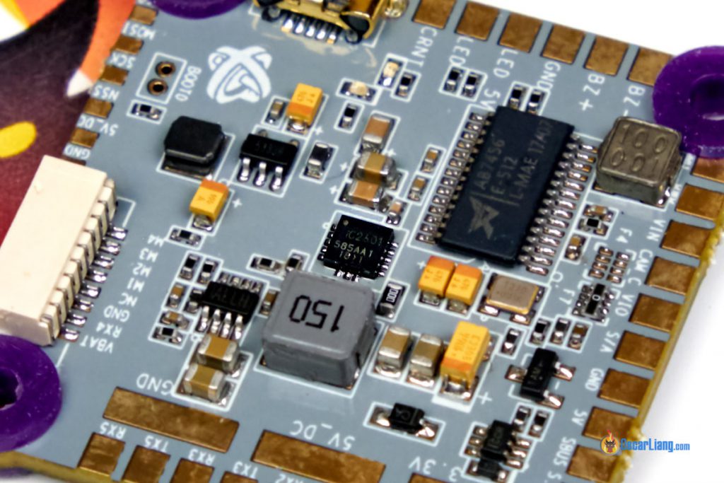 Обзор: полетный контроллер Strix Binary F10 с системой гироскопов Helio ...